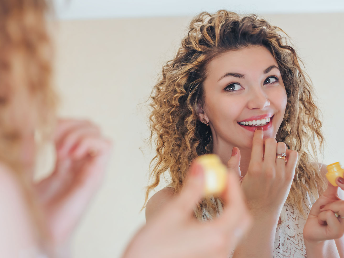 Honey and Sugar Lip Scrub Recipe for Soft, Smooth Lips - Free Bunni